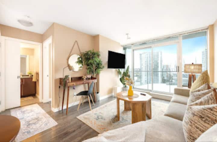 Stunningview! Rogersarena-gastown+gym/hottub/park - University Canada West