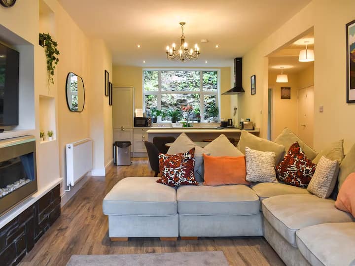 High-ceiling House In Snowdonia - Betws-y-Coed