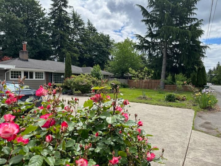 Enjoyable House On Mercer Island - Seattle, WA
