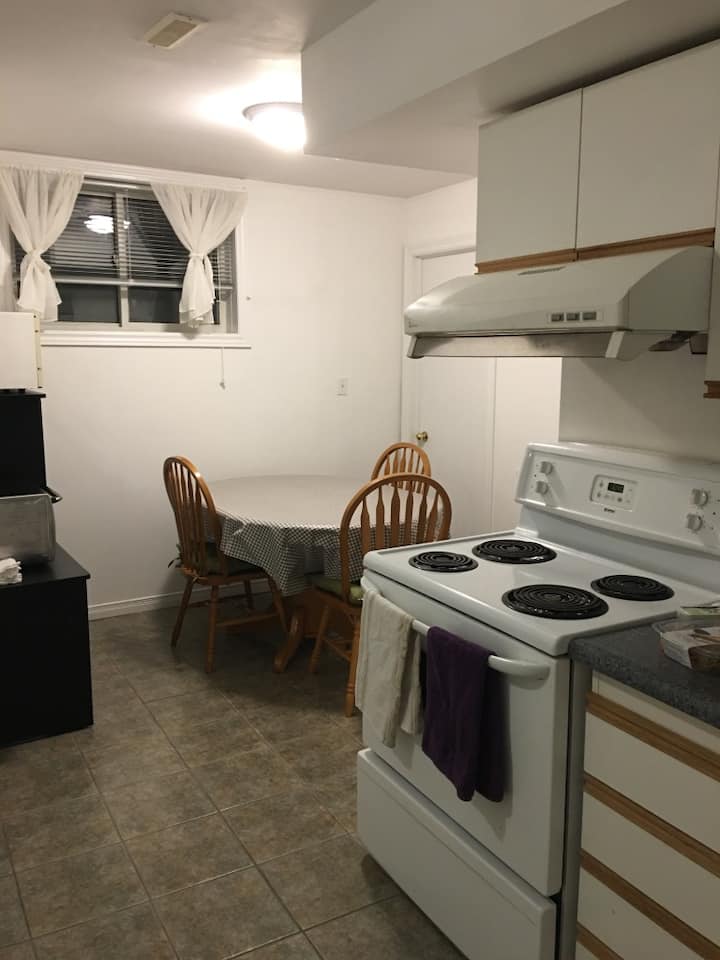 Close To University Of Guelph #1 B - Guelph