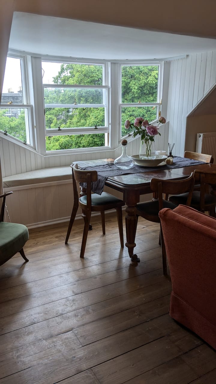 Cosy Georgian Stockbridge Flat - Edinburgh