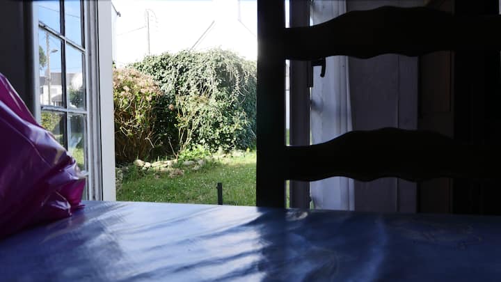 Maison Familiale Des Années 70 à 70 M La Plage - Larmor-Plage