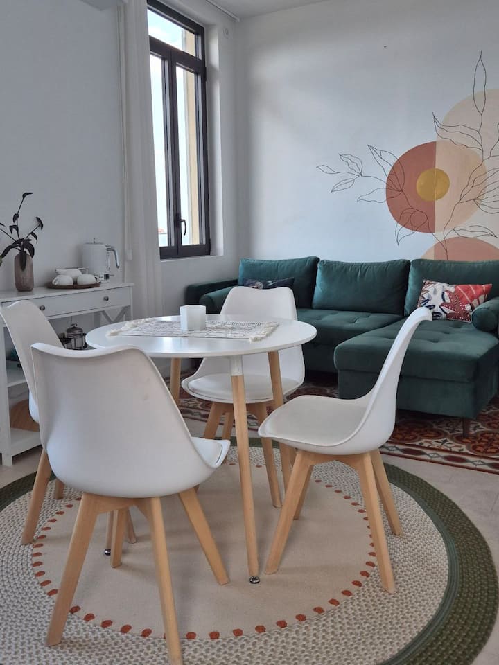 Cozy Sea View Apt. W Hot Tub - Menton