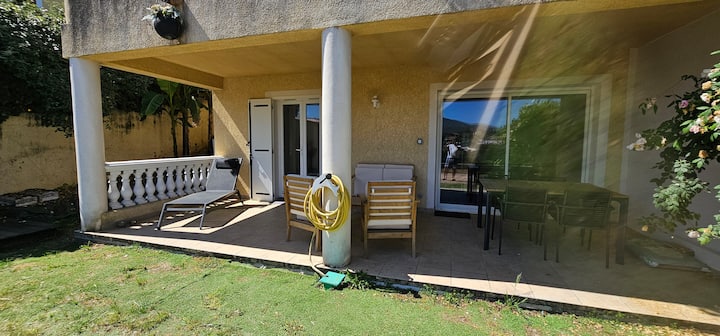 Rez-de-chaussée De Villa Avec Terrasse - Porticcio