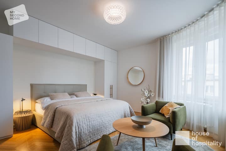 Prague Views · Balcony · Sunlight - Prague