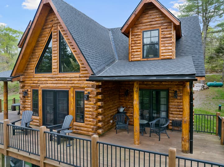 Moose Lake Lodge - Old Forge, NY