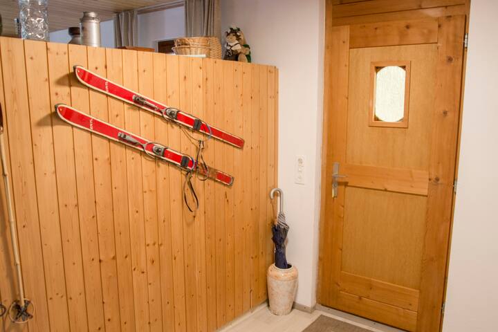 Gemütliche Ferienwohnung Am Berg - Ernen