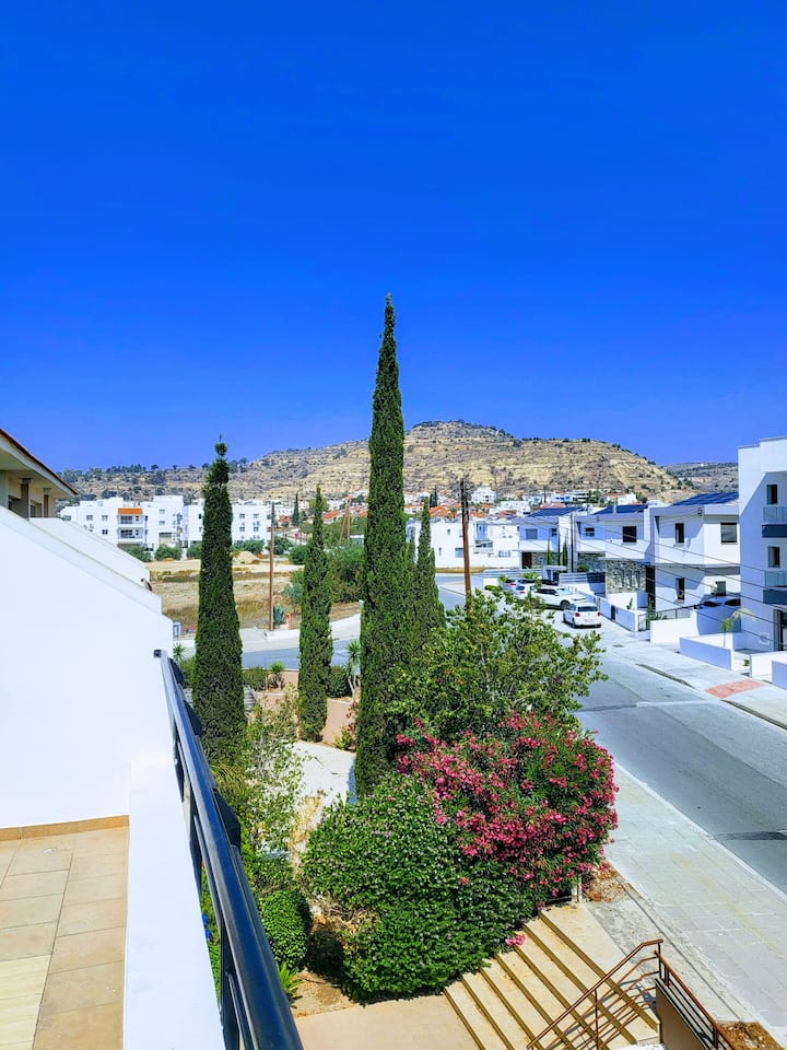 Sea View Valley Retreat | Pool • Balcony • Gym - Cyprus