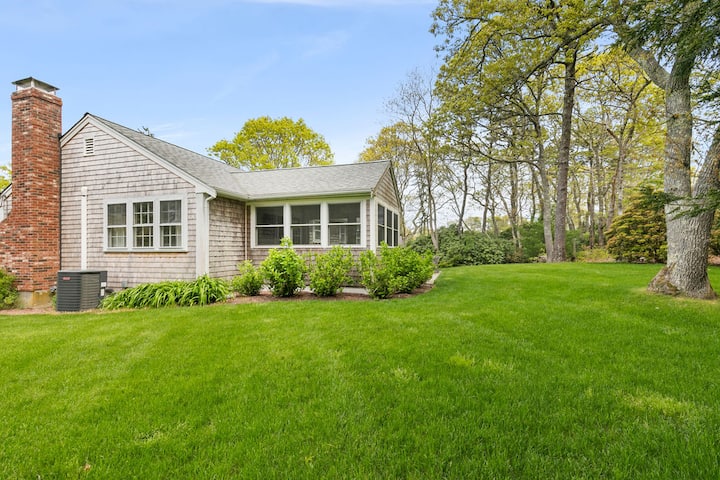 Peaceful Escape With Patio, A/c, & Outdoor Shower - Orleans, MA