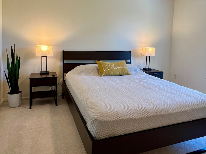 Comfy Base For Long Visits - Maple Grove, MN