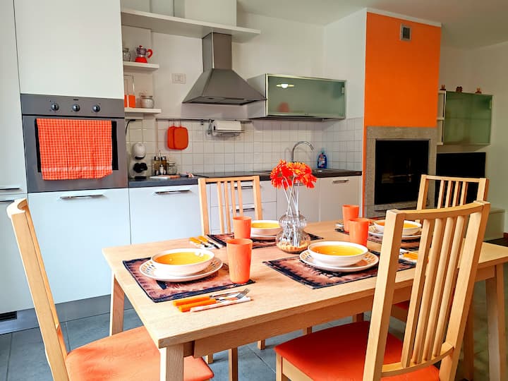 Happy Guest Apartments - Casa Alpi Orange - Borno