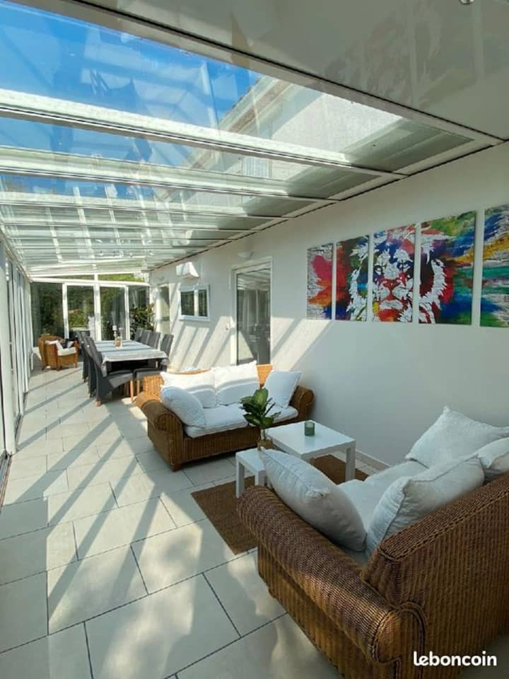 Maison, Villa Avec Piscine, Salle De Réception - Legé