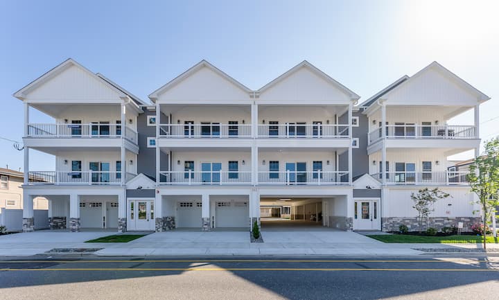 Sleeps 12 Prime Area Brand New! - Stone Harbor, NJ