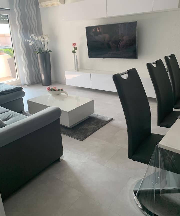 Gemütliche Zentrale Wohnung - Karlsruhe