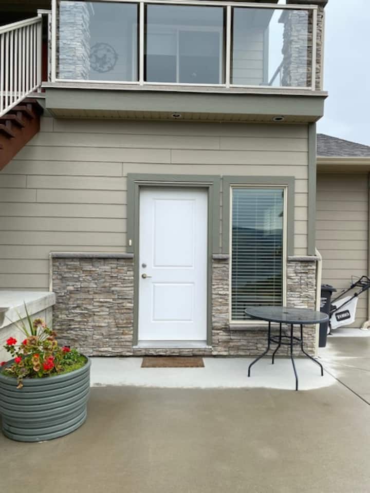 Mckinley Mountain Hideaway - Kelowna