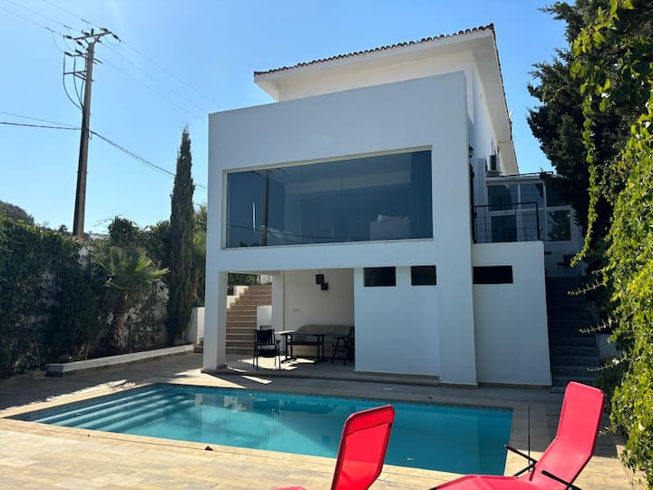Villa éLégante Avec Piscine. - Tanger