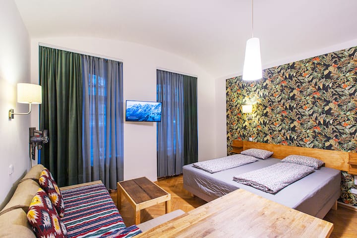 Centrally Located Stylish Studio Near Park - Praga