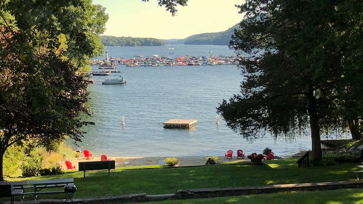 Sunshine Daydream - Brookfield, CT