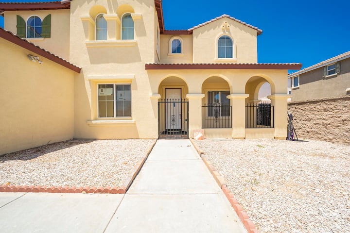 Perris Peaceful Home - Perris, CA