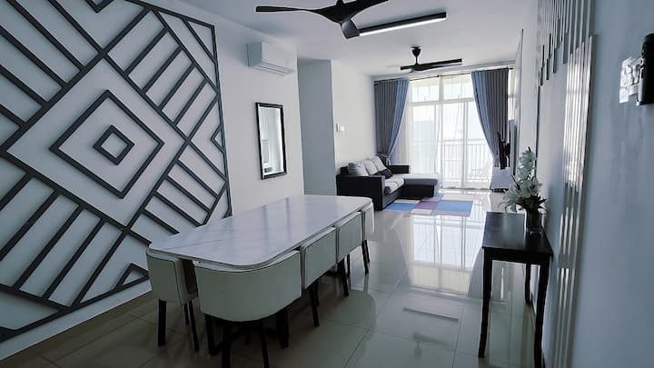 Sadiyra Homestay Next To Alamanda Mall & Netflix - Putrajaya