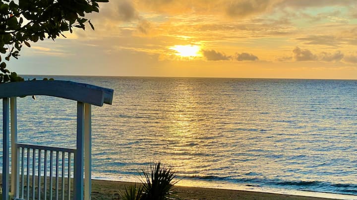 Luxury Beach House - Private, Peaceful & Oceanside - Philippines