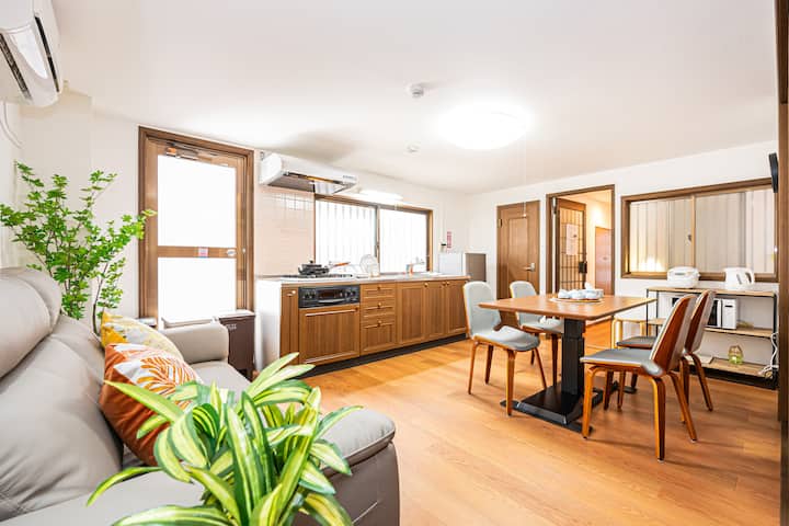 赤羽駅近く２Ldk｜最大６人｜新宿14分｜渋谷30分上野10分浅草25分｜成田空港60分 - 川口市