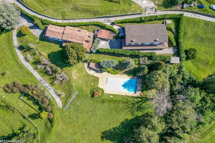 Arogno - Villa Con Piscina - Lugano
