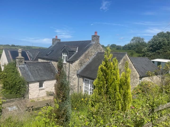 Church Farm Cottage - Fishguard