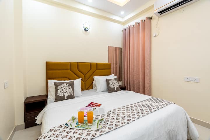 Homlee-vasundhara 3bhk Flat- Kitchen-parking-lift - Ghaziabad