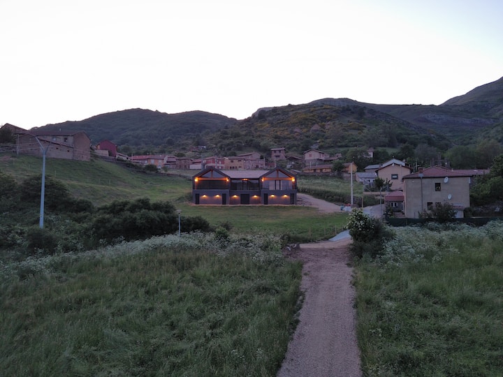 La Finca Del Valle | Casa Teleno - Vegacervera