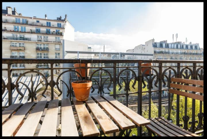 Chambre Lumineuse Avec Balcon – Proche Tour Eiffel - Paris