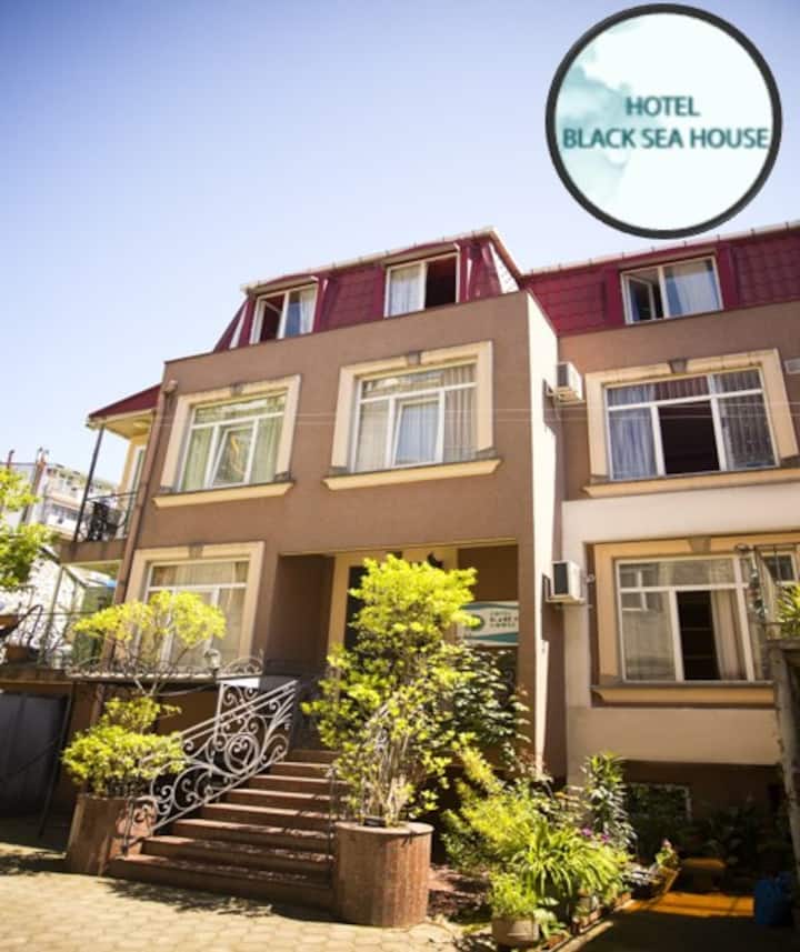 Black Sea House - 巴統