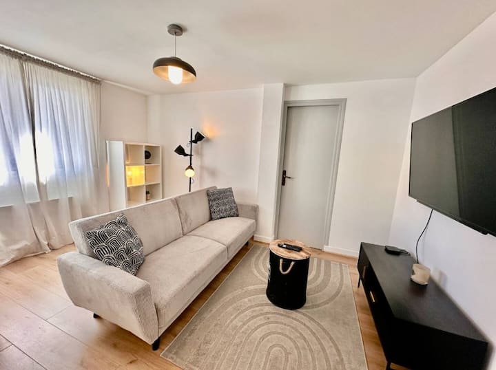 Le Cultivateur - Appart Stylé – Proche Centre - Tarbes