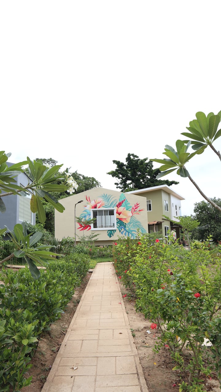 Bougainvillea Villa, Port Kalaya - El Nido