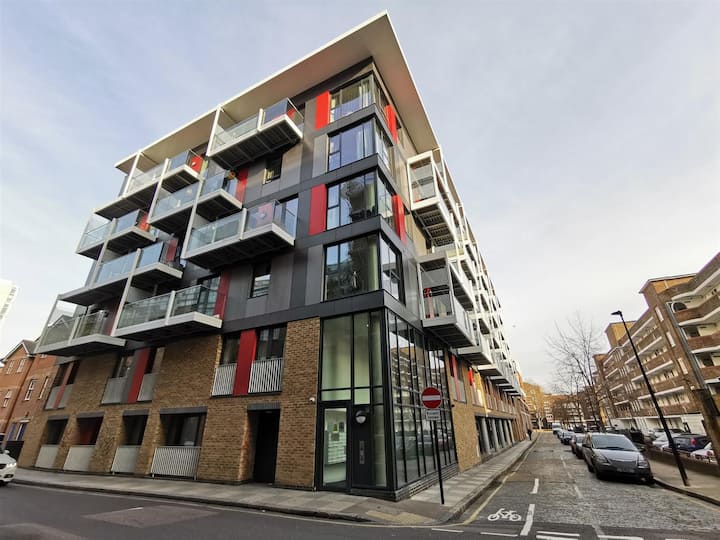 Modern 1 Bedroom Apartment - E06 - Central London