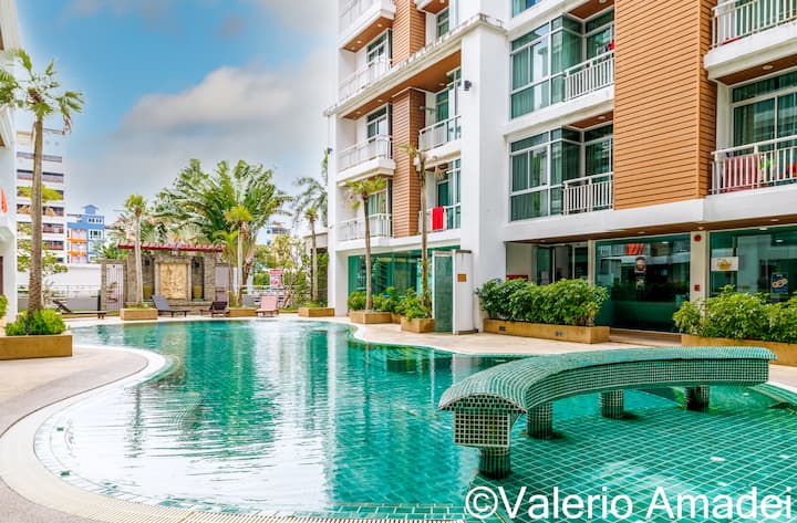 Pool Access 3 Bedrooms 3 Baths - Patong Beach