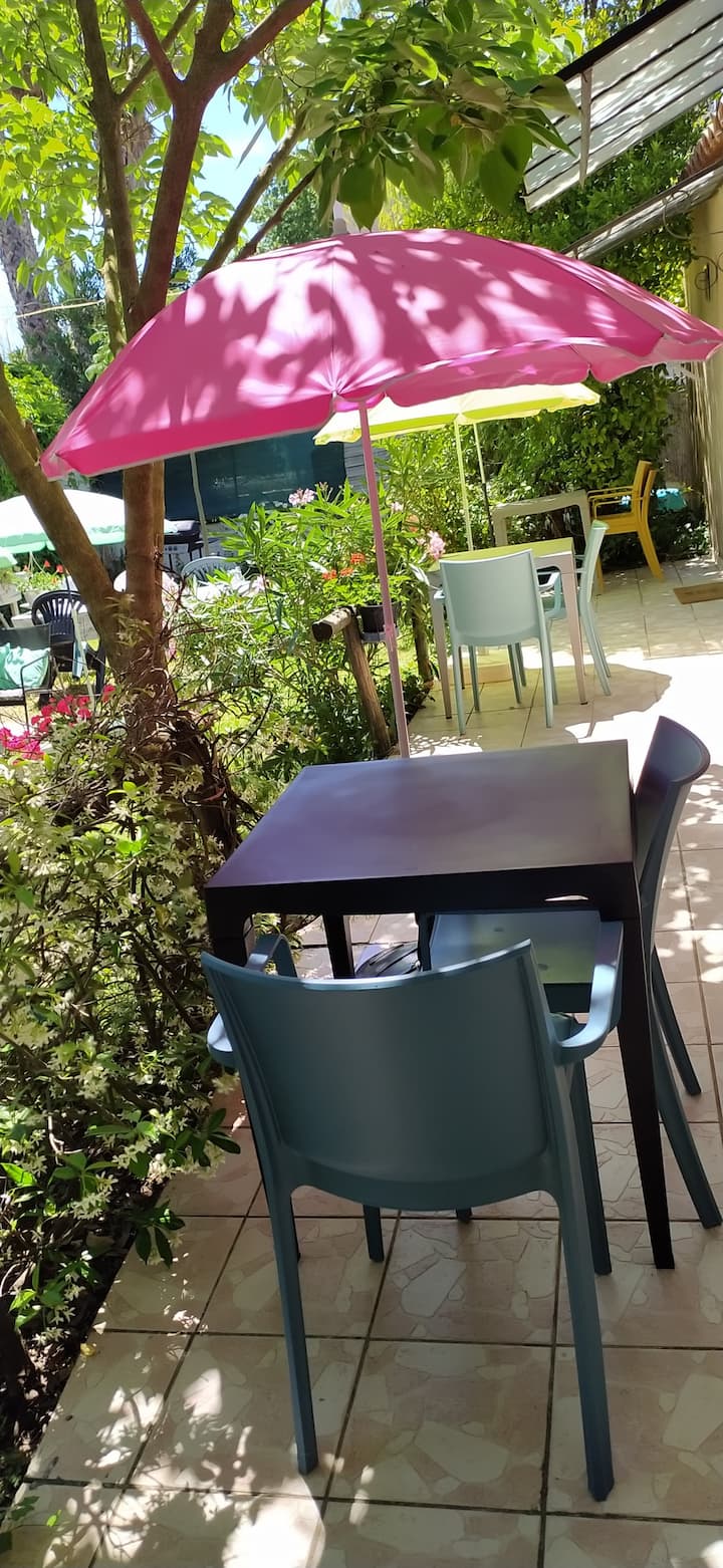 Appartement En Rez De Jardin Aimargues - Aimargues
