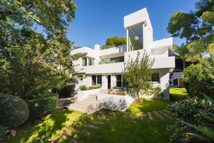 Villa Nueva Andalucía | Ref. #107 - Marbella