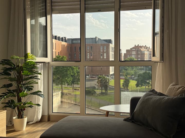 Luminoso Apartamento Con Garaje - Santander