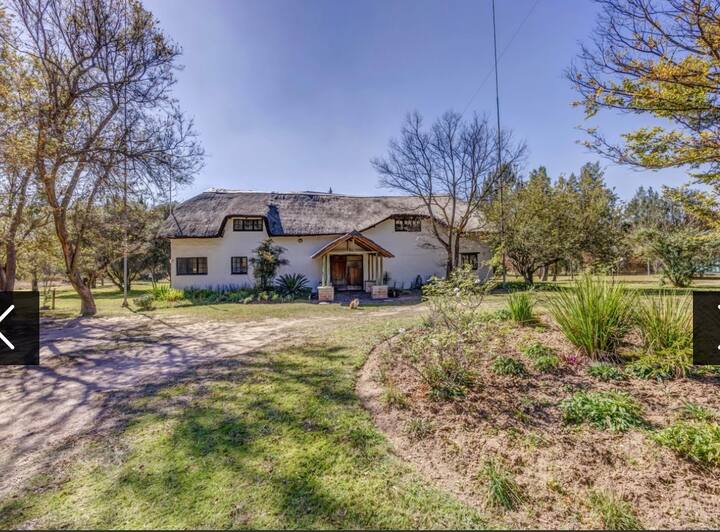 Gorgeous Modern Homestead - Muldersdrift