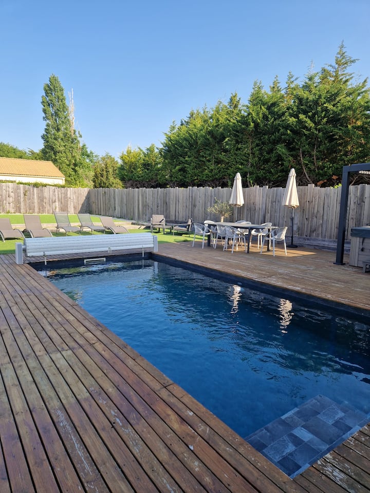 Villa Piscine Et Jacuzzi - Pornic