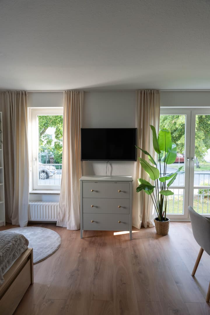 Wohnung Dresden Ruhig, Elbnah, Wlan, Tv, Parkplatz - Dresde