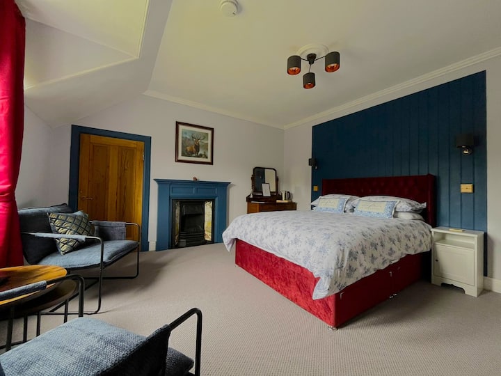 Deluxe Double Room With Shower & Bath - Lochinver