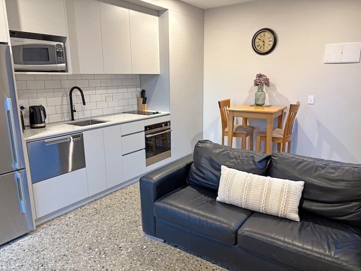 Newly Built – One Bedroom Unit - Arrowtown