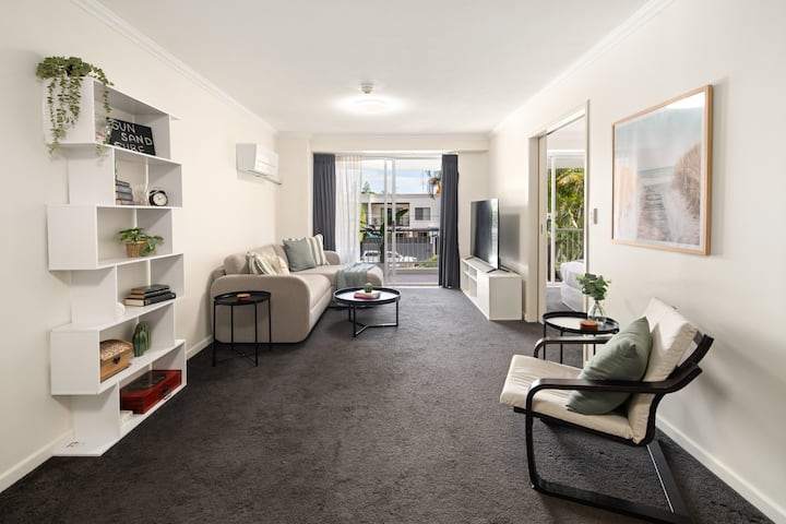 Ferny Cove—resort Living By Surfers Paradise Beach - Gold Coast