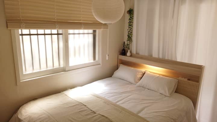 이대역7분/방2개/침대3개/최대5인#신촌#홍대#대흥#경의선숲길#미스터멘션 - Séoul