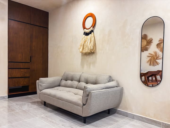 "Studio 2102: Privileges That Surround You" - Riviera Maya