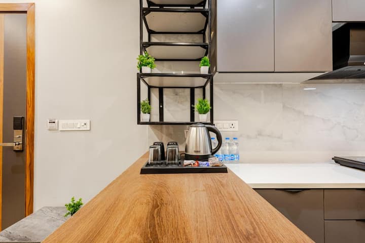 Superior Studio With Balcony - 古爾岡