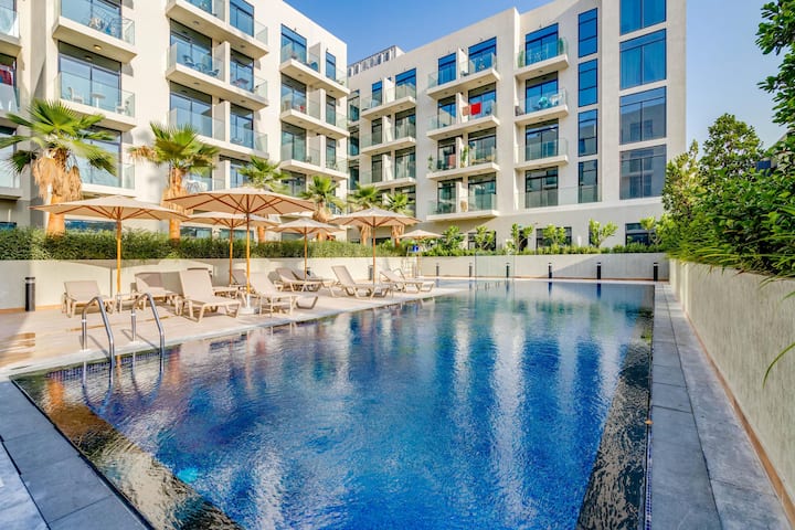 Sweet Studio With Balcony And Free Parking - Egyesült Arab Emírségek