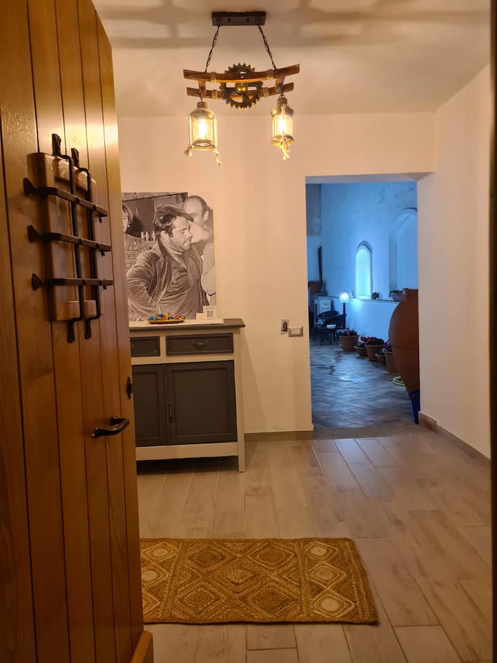 Stanza Tripla - Nuoro